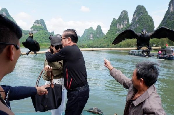 หวานหยดจริงๆ "สันต์"ควง"ยุวเรต"สาวข้างกายท่องเที่ยวทั่วโลก มีช็อตกอดกัน ...