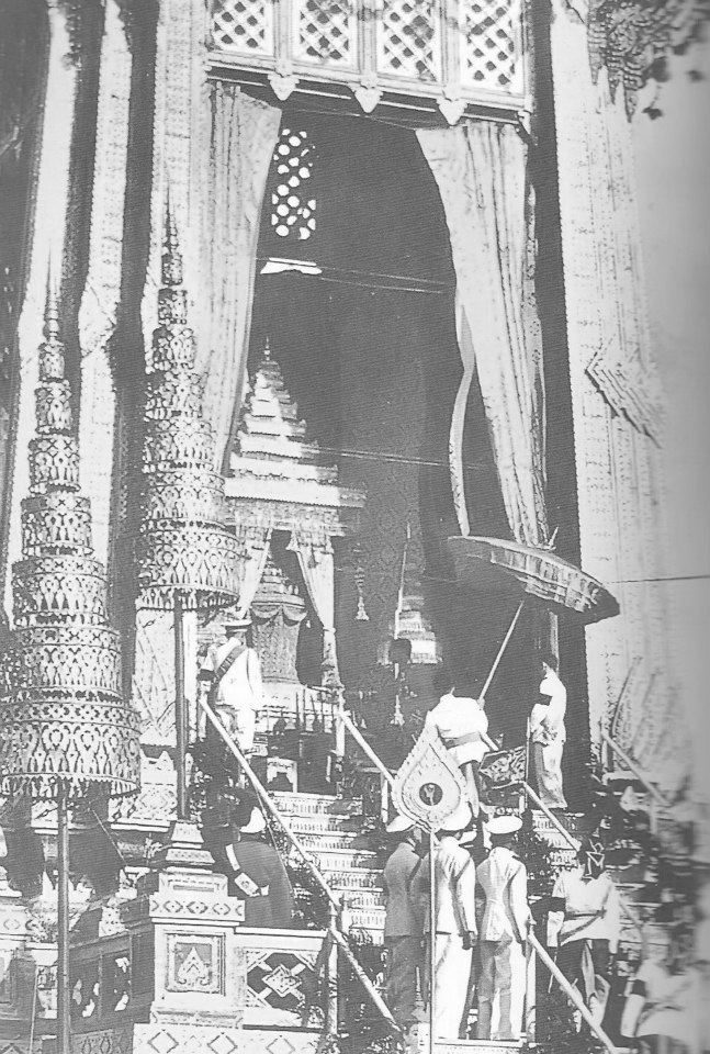 ย้อนชมภาพพระเมรุมาศ รัชกาลที่ 8 สมเด็จย่าฯ พระพี่นาง พระบรมราชชนกฯ ใน ...