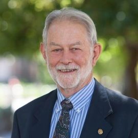 ศาสตราจารย์ บุกบ้านเพื่อนกลางดึกแจ้งข่าว หลังหลับลึก ไม่รู้ตัวว่าได้ ...