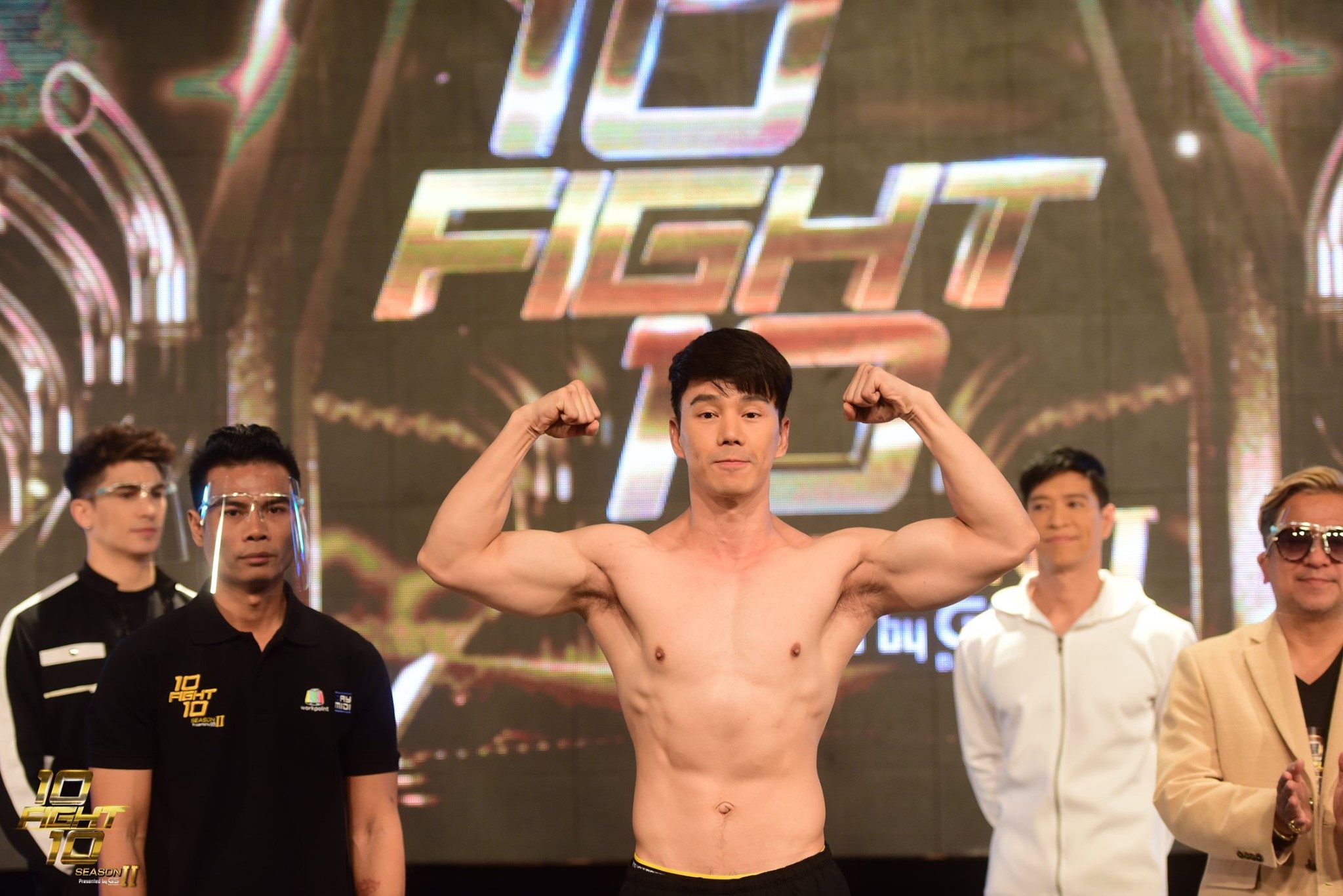 รุ่นใหญ่ใจถึง! 10Fight10 คู่ 10 กำปั้น บาซู VS หนุ่ม คงกระพัน เทียบกันชัดๆ ก่อนชก | Khaosod ...