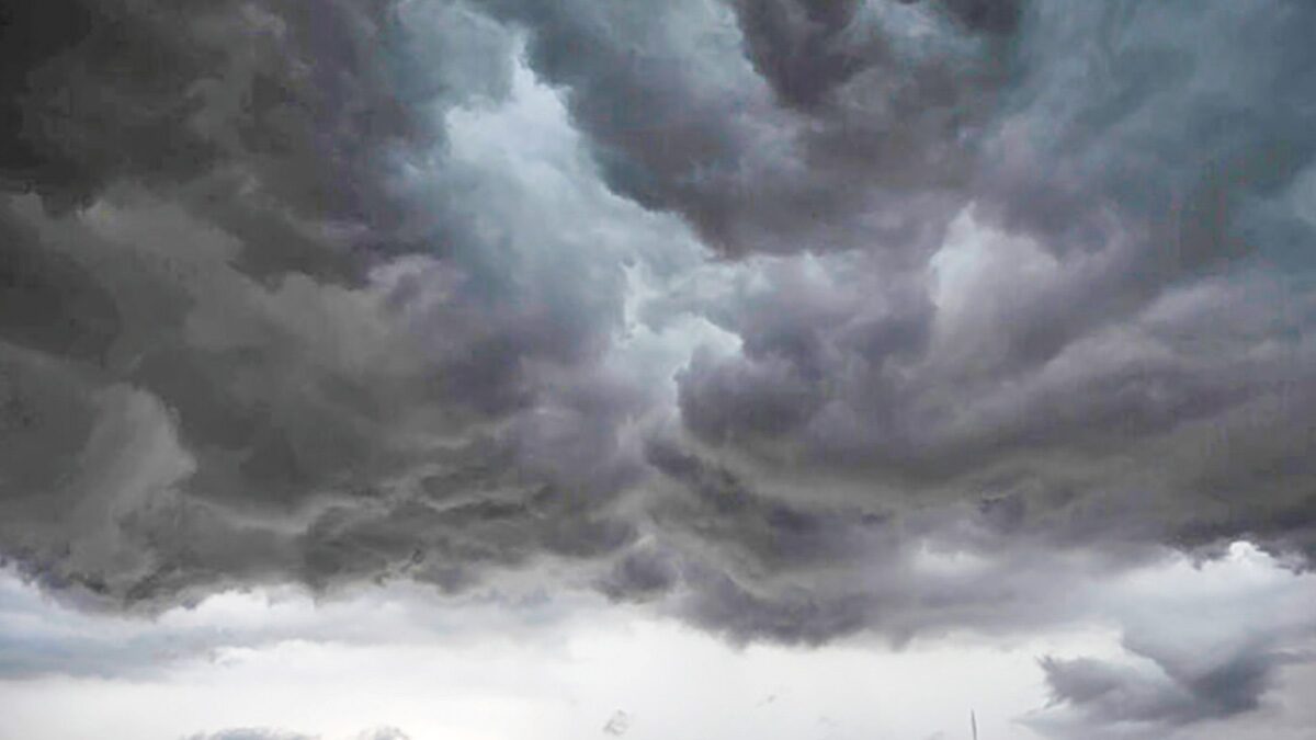 อาร์คัส (arcus) ขอความรู้เรื่องเมฆอาร์คัสที่ตื่นเต้นกันทั้งกรุง