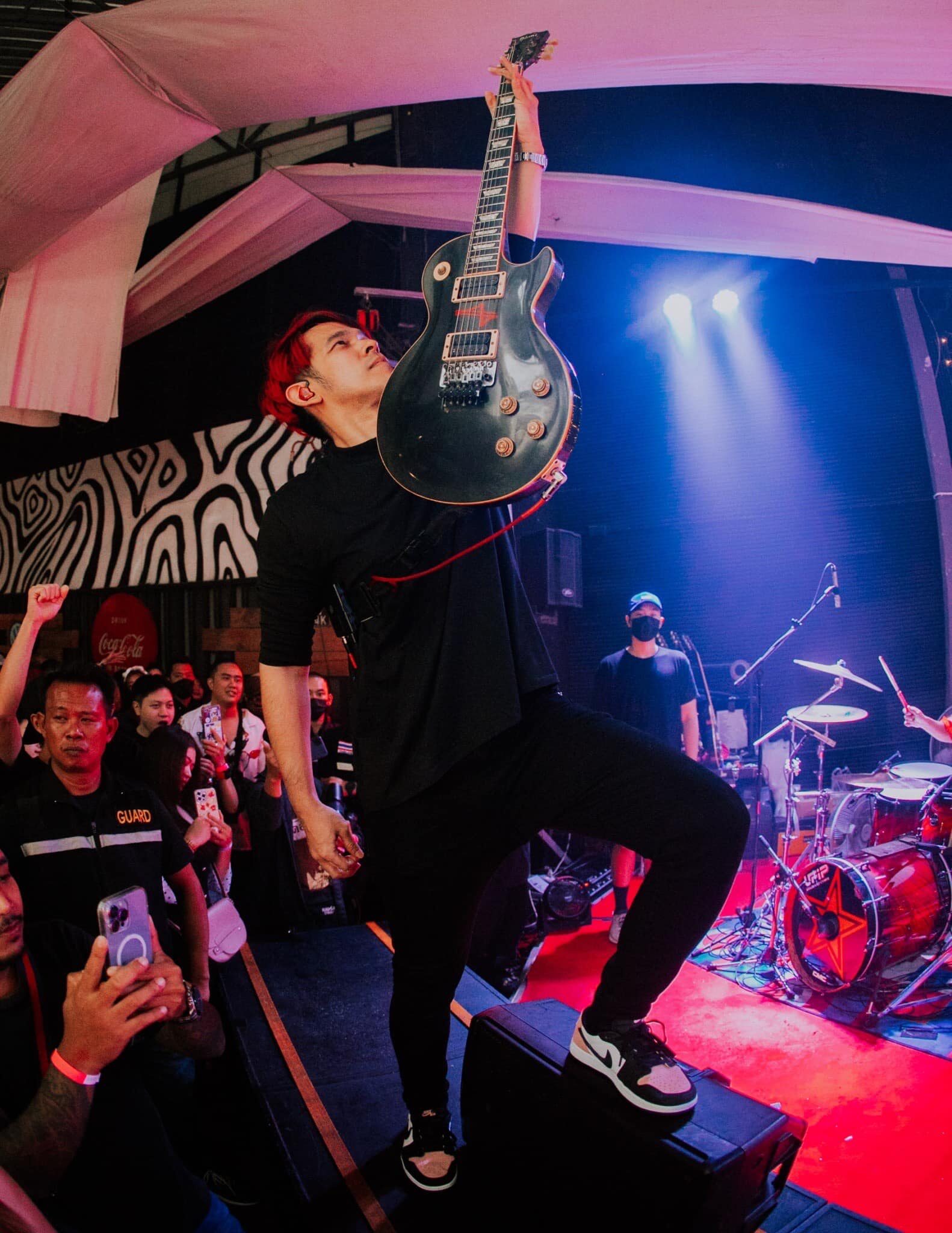 แฮ็ค วงแคลช เดือดนักร้องอุดรไม่ให้เกียรติ ไร้กาลเทศะ ไม่โอเคต้องเช็กบิลหนี