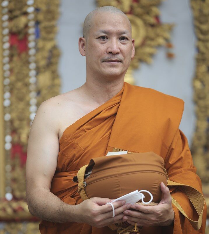 อู๋ ธนากร บวชรอบ 3 ได้ฉายา ชุติธโน ผู้มีทรัพย์เจริญรุ่งเรือง- ข่าวสด