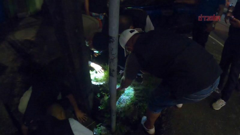 มอบตัวแล้ว เจ้าแม่เงินกู้ หัวร้อน ลั่นไกขึ้นฟ้า ปืนทุบหัวแม่ค้าหอย ฉุนได้ของไม่สด