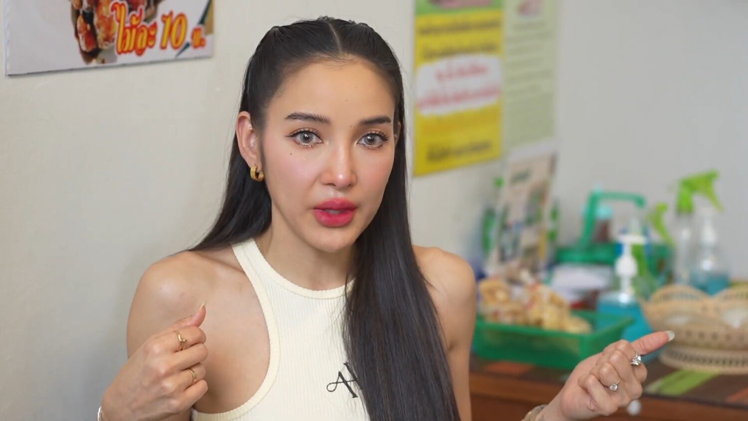 "แพท ณปภา" ปัดเรื่องเยอะเหตุรับงานน้อย ไม่เครียดดราม่าเพราะไม่กระทบลูก