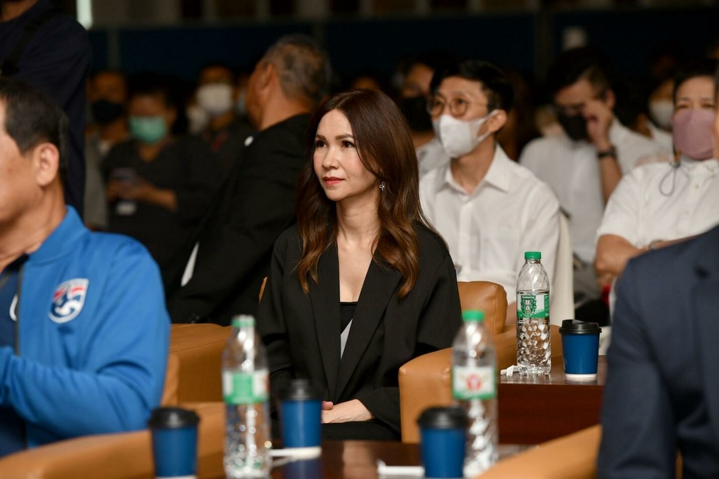 ‘หอมเกศ’ ร่วมแจมเครือมติชน ส่งใจเชียร์ไทยสู้ศึก ‘ซีเกมส์’ พร้อมหนุนแจกโชคใหญ่-บิดลัดฟ้า - ข่าวสด