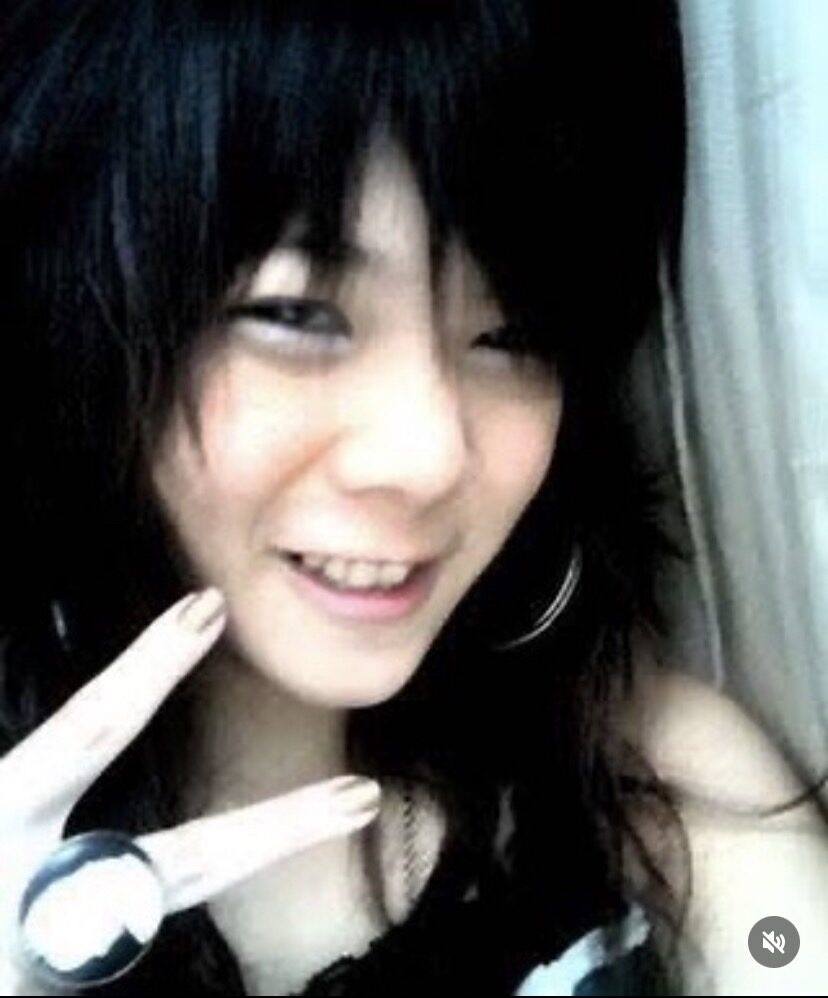 'อีกี้' สร้างเรื่อง รวมภาพศิลปิน-ดารา แห่ขุดภาพ Y2K ย้อนวันวานสมัย Hi5 เป๊ะเวอร์