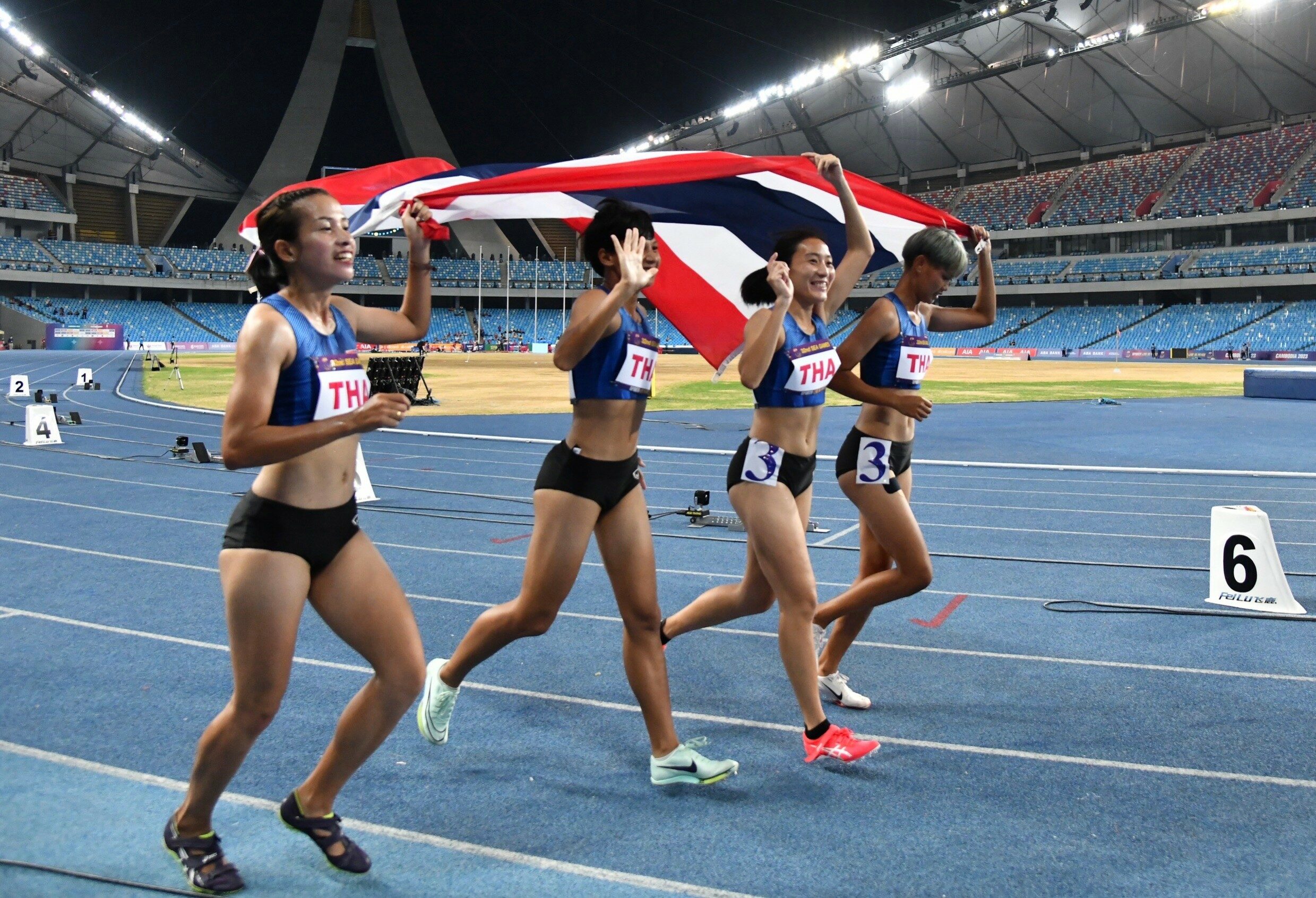 ไต้ฝุ่นสาว 4x100 เมตร หญิง ทิ้งเป็นทุ่ง ซิวแชมป์ ซีเกมส์ 3 สมัยติด