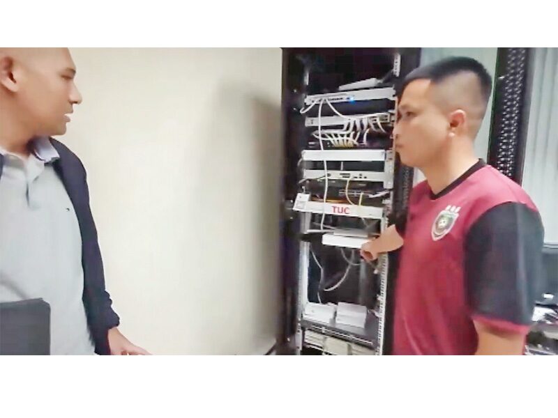 แฟ้มคดี - เปิดข้อหาผู้การชลบุรี ร่วมรีดทรัพย์140ล้าน เร่งล่า‘บอยเนียนกริ๊บ’