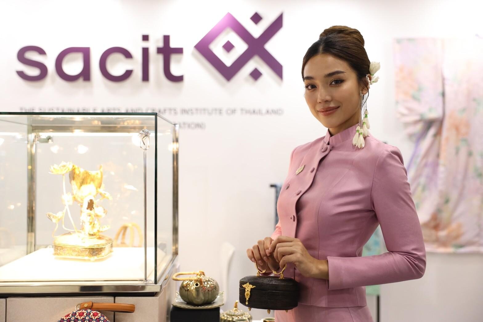 sacit ประกาศศักดางานหัตถศิลป์ไทยในแดนปลาดิบ - ข่าวสด