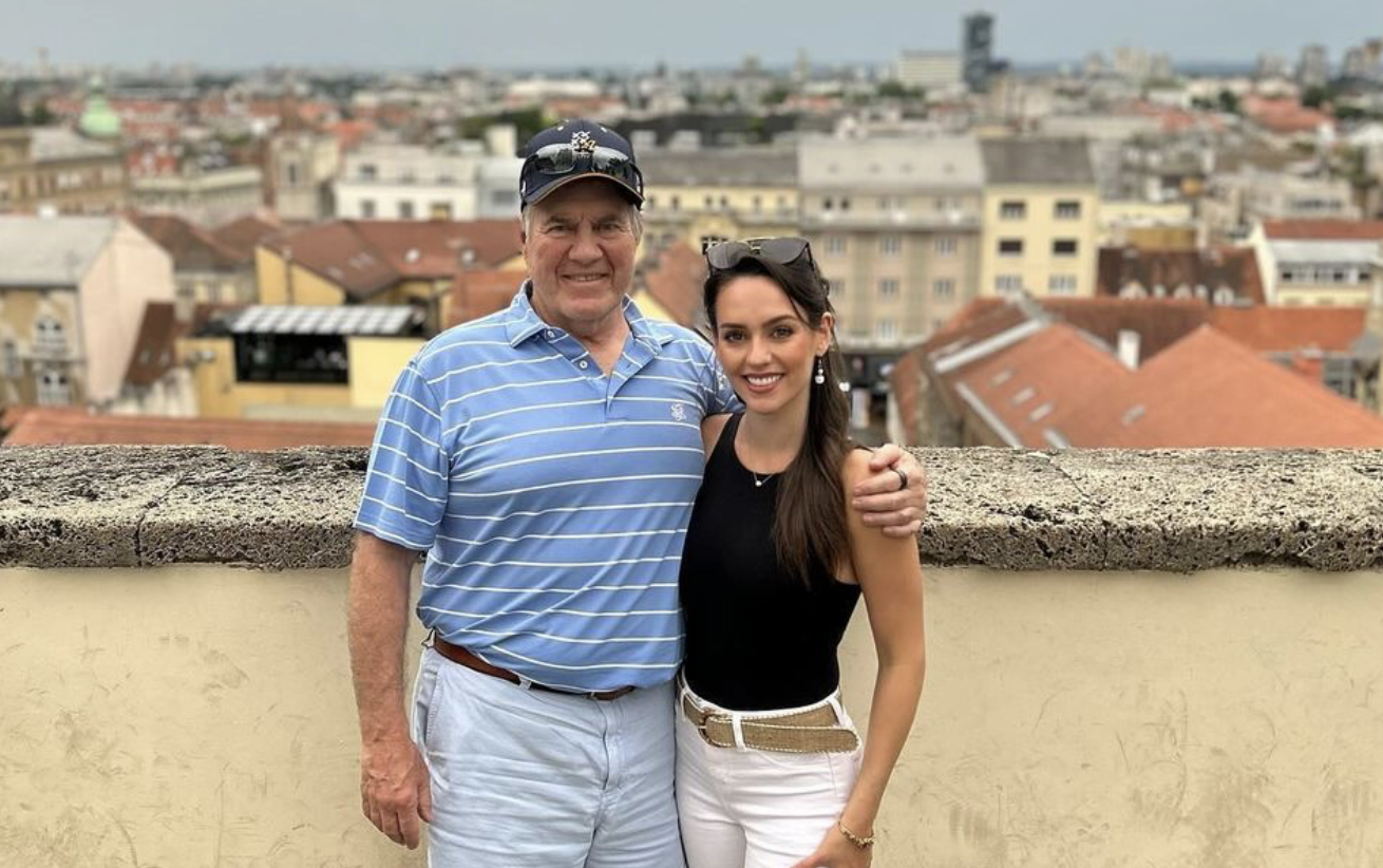 ปู่บิล โค้ชระดับตำนาน เอ็นเอฟแอล วัย 72 เตรียมขอแฟนสาววัยห่าง 48 ปี แต่งงาน